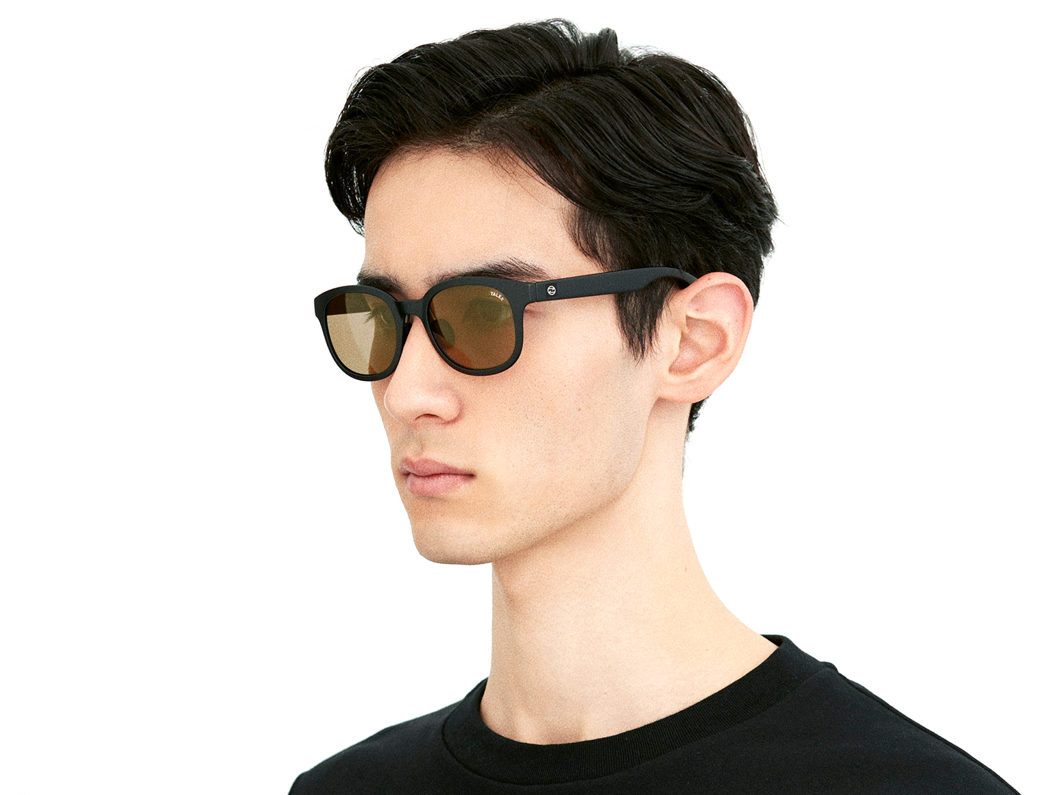 OZNIS | FLAT03 MAT BLACK LUSTER BROWN