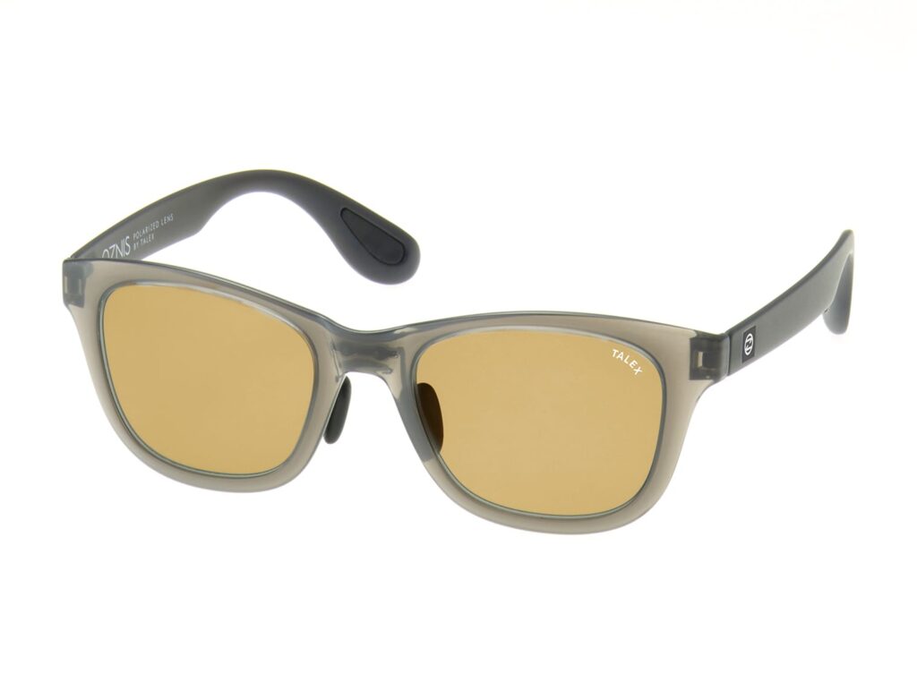 OZNIS | FLAT04 CLEAR GRAY × MAT DARK GRAY TRUE VIEW