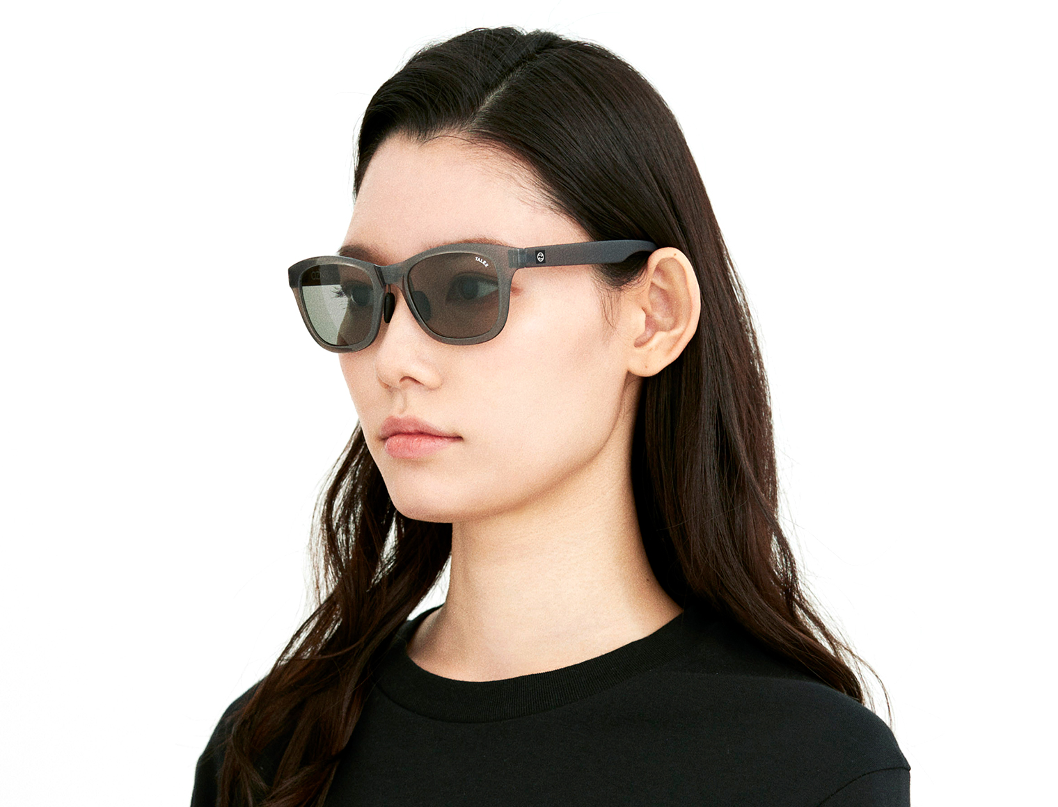 OZNIS | FLAT04 CLEAR GRAY × MAT DARK GRAY TRUE VIEW